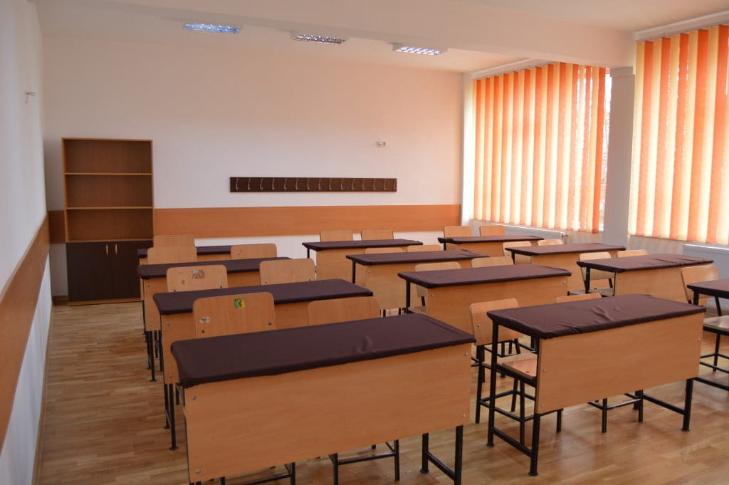 Șapte școli primare și o grădiniță din județul Suceava dispar, două ...