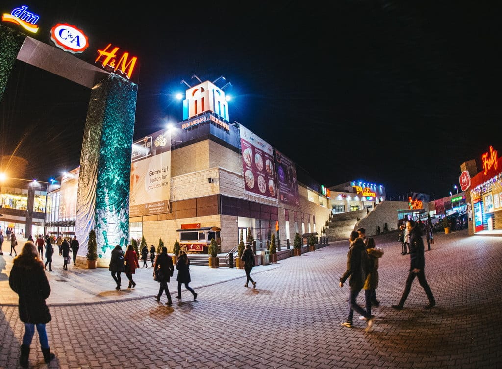 Iulius Mall Suceava stinge, sâmbătă, luminile pentru a marca „Ora ...