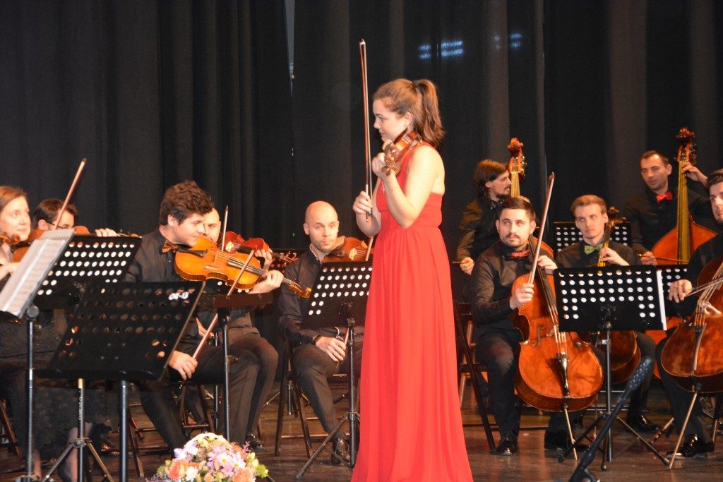 Concert extraordinar la 630 de ani de atestare documentară a Sucevei ...