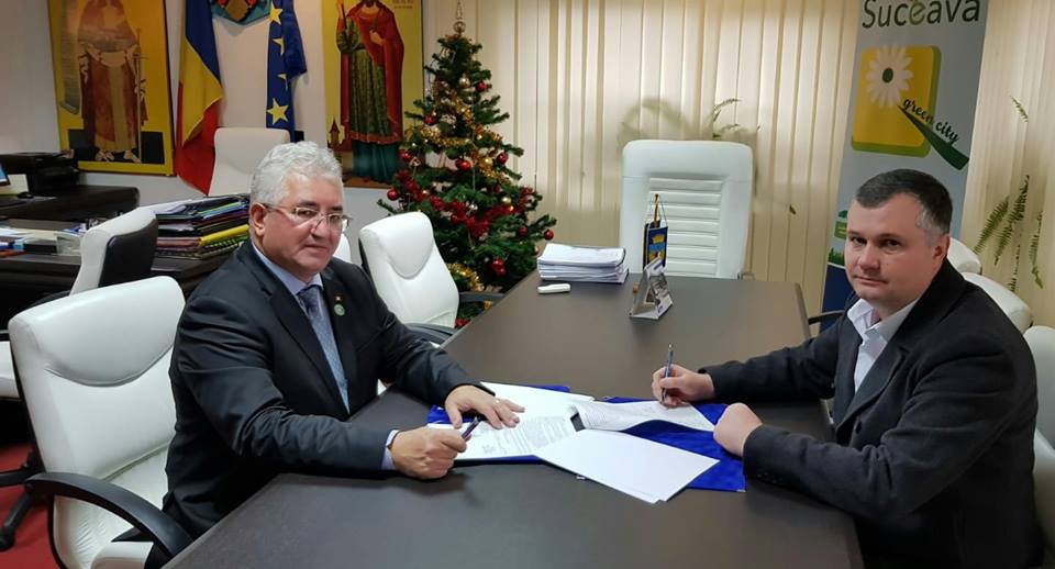 A fost semnat contractul pentru construirea unui nou pod peste râul Suceava