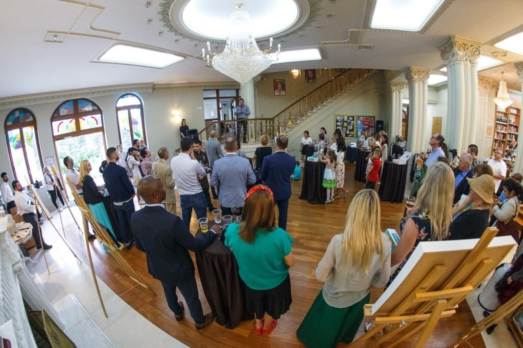 Proiecte ale Fundației „Te Aud România” din Gura Humorului care are în ...