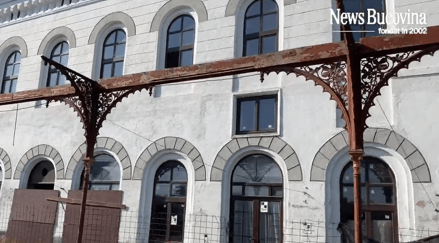 Suceava Reală: Poarta feroviară de intrare în Bucovina turistică, Gara ...
