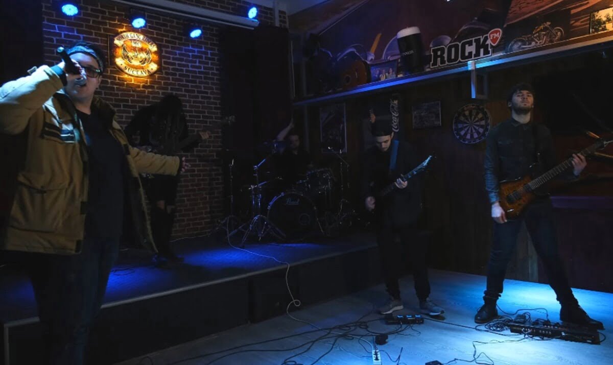 Artistul sucevean Andrew Rope lansează compilația “Andrew Rope goes Metal!”