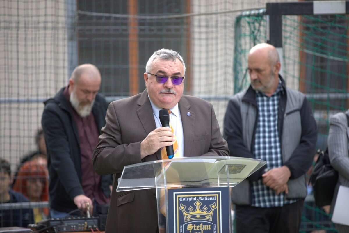 Dan Popescu, directorul CN „Ștefan cel Mare” din Suceava, la ...