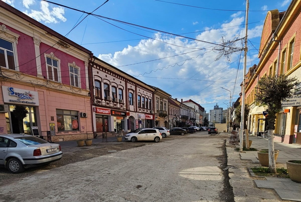 Asociația Rădăuțiul Civic cere reamenajarea centrului orașului Rădăuți ...